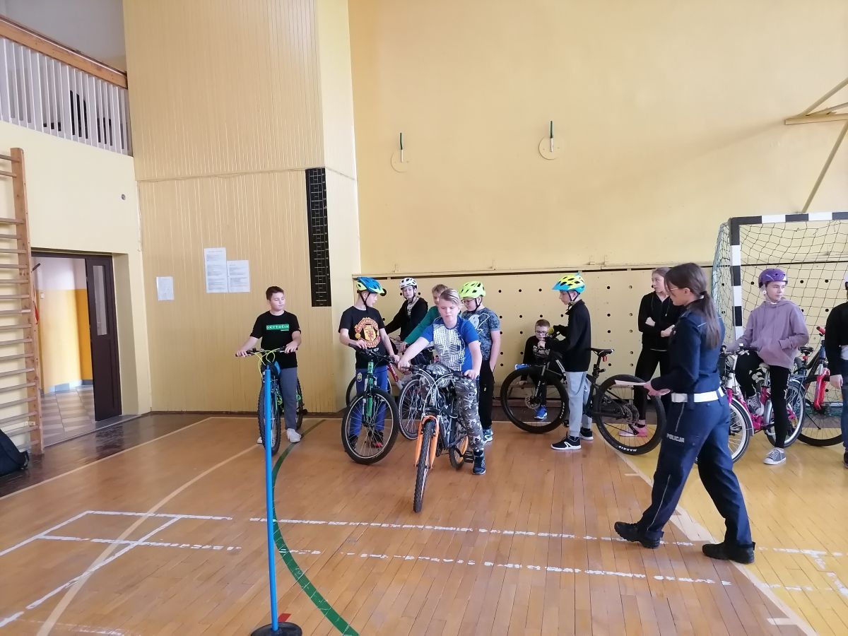 Egzamin na kartę rowerową | Szkoła Podstawowa nr 27 w Kielcach